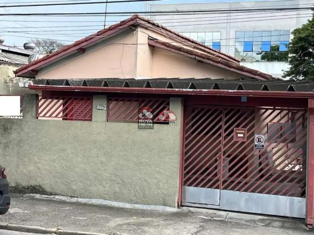 Casa / Sobrado para Venda em São José dos Campos/SP Vila Piratininga 3 Quartos