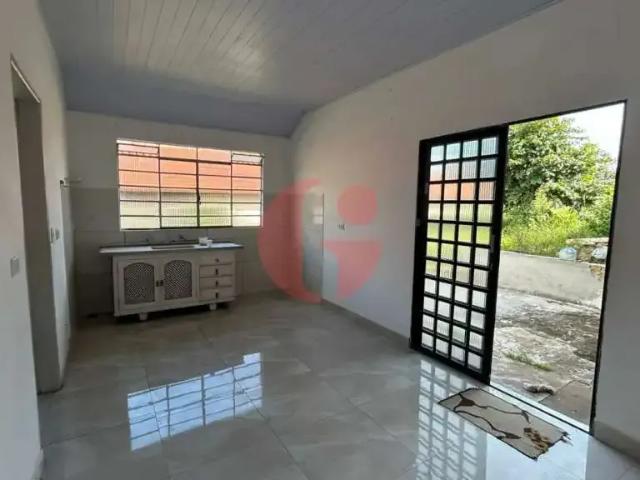 Casa / Sobrado para Venda em São José dos Campos/SP Vila Rossi 3 Quartos