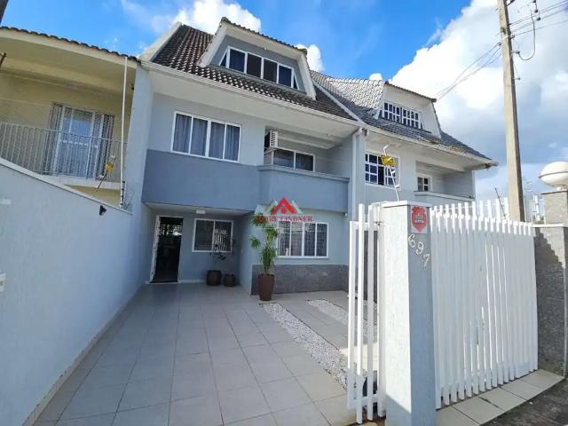 Casa / Sobrado para Venda em São José dos Pinhais/PR Ouro Fino 4 Quartos