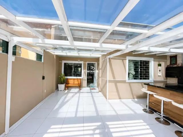 Casa / Sobrado para Venda em São José dos Pinhais/PR Aviação 3 Quartos