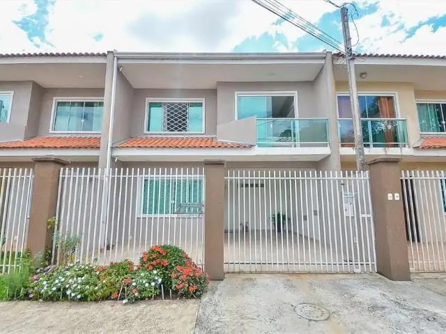Casa / Sobrado para Venda em São José dos Pinhais/PR Aviação 3 Quartos
