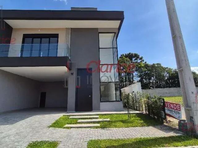 Casa / Sobrado para Venda em São José dos Pinhais/PR Aviação 3 Quartos