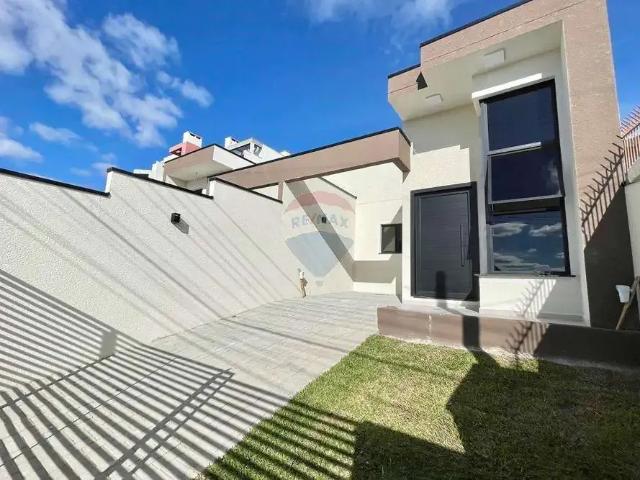 Casa / Sobrado para Venda em São José dos Pinhais/PR Afonso Pena 3 Quartos
