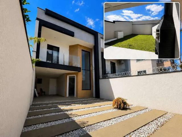 Casa / Sobrado para Venda em São José dos Pinhais/PR Afonso Pena 3 Quartos