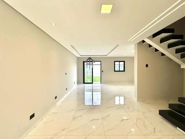 Casa / Sobrado para Venda em São José dos Pinhais/PR Afonso Pena 3 Quartos