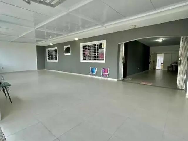 Casa / Sobrado para Venda em São José dos Pinhais/PR Afonso Pena 3 Quartos