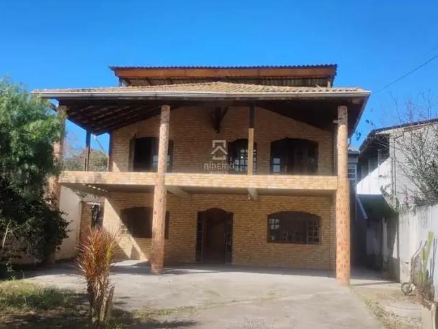 Casa / Sobrado para Venda em São José dos Pinhais/PR Afonso Pena 6 Quartos