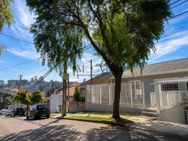 Casa / Sobrado para Venda em São José dos Pinhais/PR Aristocrata 3 Quartos