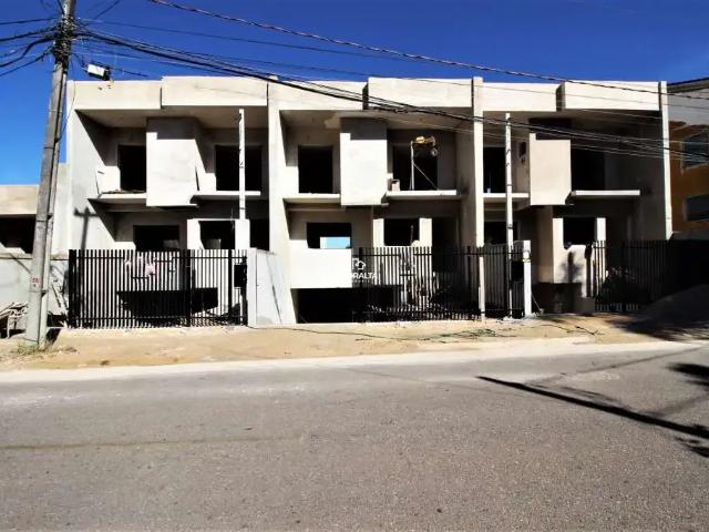 Casa / Sobrado para Venda em São José dos Pinhais/PR Aristocrata 3 Quartos