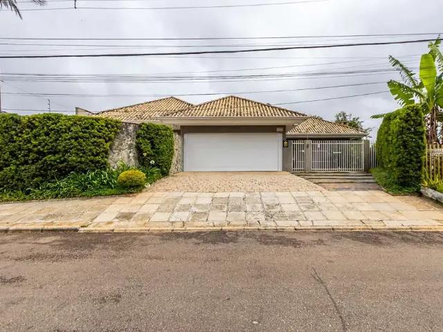 Casa / Sobrado para Venda em São José dos Pinhais/PR Aristocrata 3 Quartos