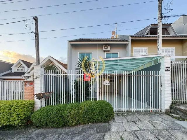 Casa / Sobrado para Venda em São José dos Pinhais/PR Aristocrata 4 Quartos