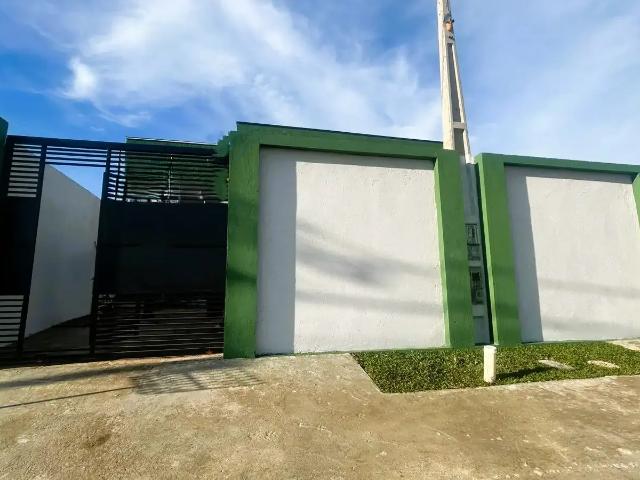 Casa / Sobrado para Venda em São José dos Pinhais/PR Barro Preto 3 Quartos