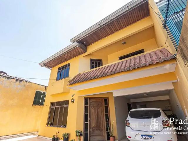 Casa / Sobrado para Venda em São José dos Pinhais/PR Bom Jesus 4 Quartos