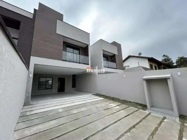 Casa / Sobrado para Venda em São José dos Pinhais/PR Bom Jesus