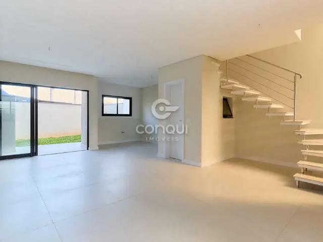 Casa / Sobrado para Venda em São José dos Pinhais/PR Bom Jesus 3 Quartos