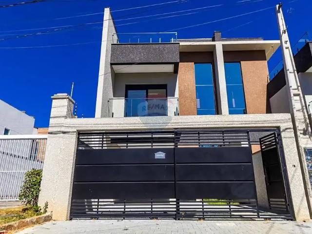 Casa / Sobrado para Venda em São José dos Pinhais/PR Bom Jesus 3 Quartos