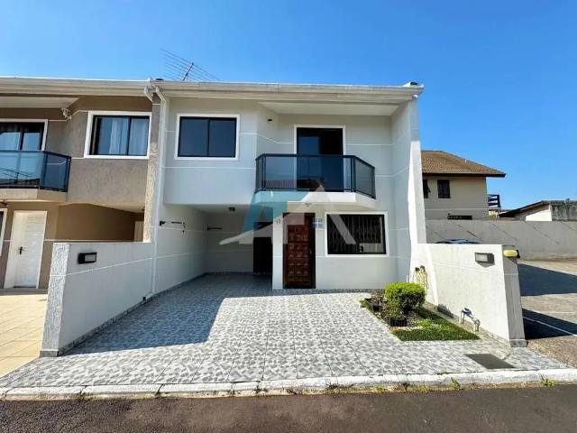 Casa / Sobrado para Venda em São José dos Pinhais/PR Bom Jesus 3 Quartos