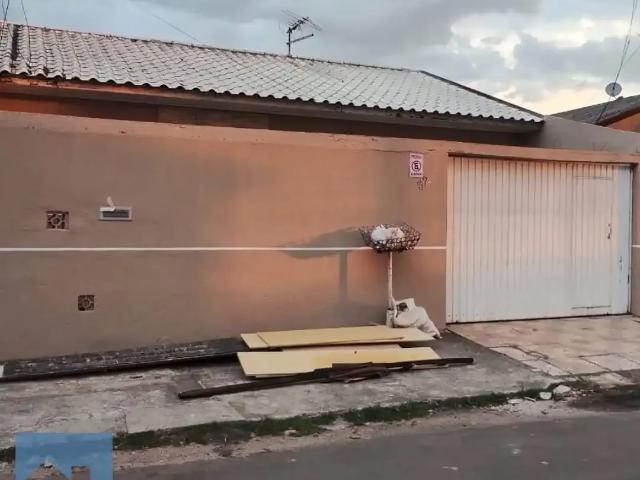 Casa / Sobrado para Venda em São José dos Pinhais/PR Braga 4 Quartos