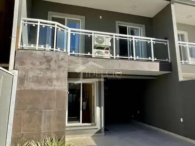 Casa / Sobrado para Venda em São José dos Pinhais/PR Centro 4 Quartos