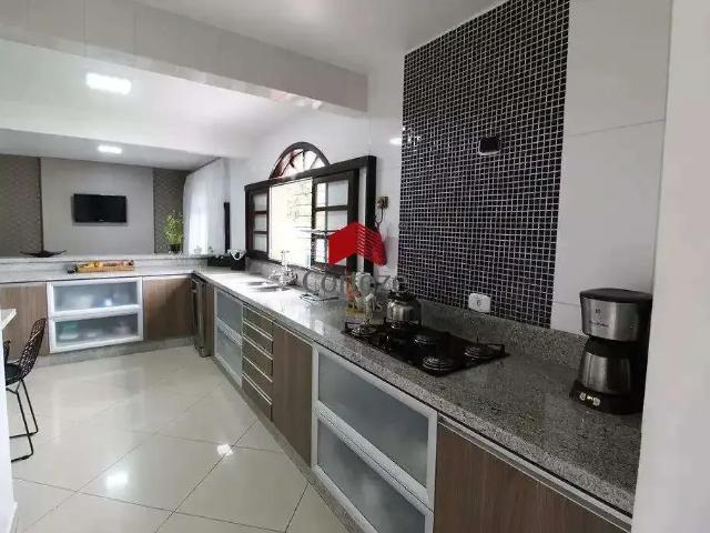 Casa / Sobrado para Venda em São José dos Pinhais/PR Centro 5 Quartos