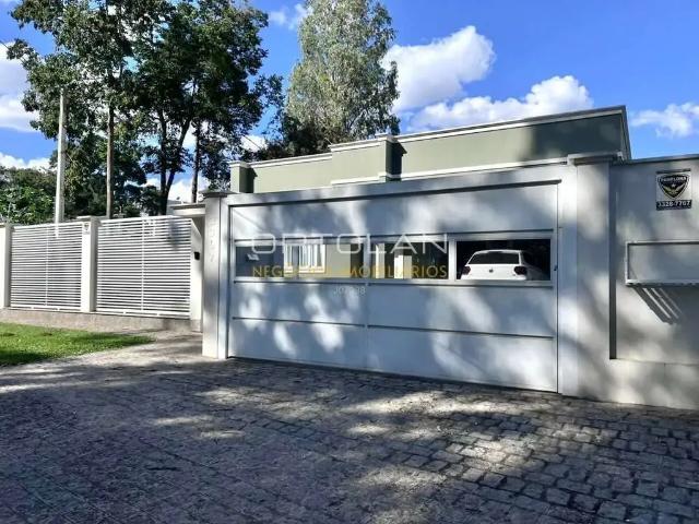 Casa / Sobrado para Venda em São José dos Pinhais/PR Centro 5 Quartos