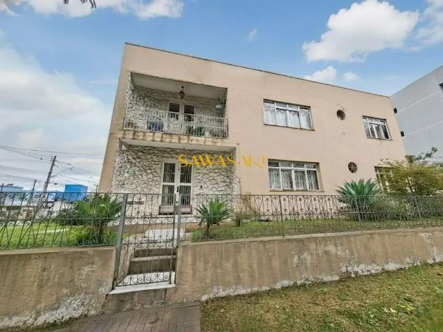 Casa / Sobrado para Venda em São José dos Pinhais/PR Centro 6 Quartos