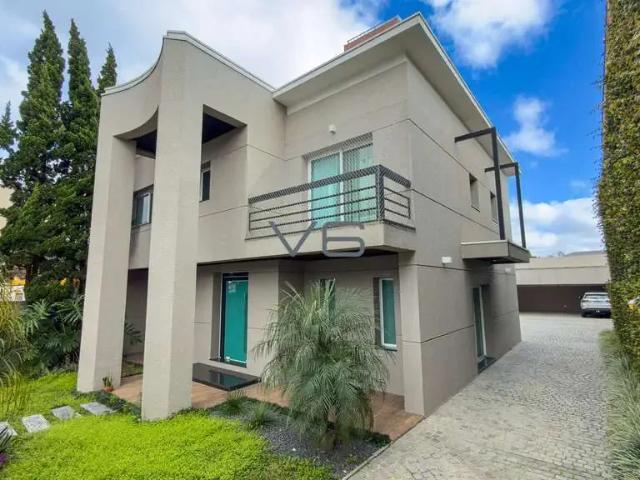 Casa / Sobrado para Venda em São José dos Pinhais/PR Centro 3 Quartos