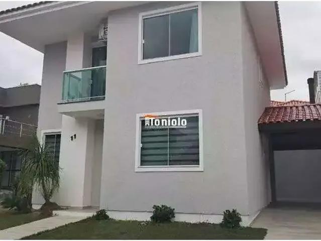Casa / Sobrado para Venda em São José dos Pinhais/PR Centro 3 Quartos