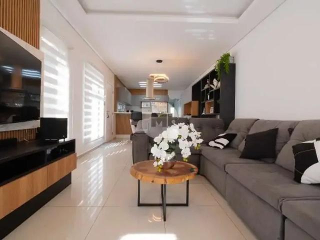 Casa / Sobrado para Venda em São José dos Pinhais/PR Centro 3 Quartos