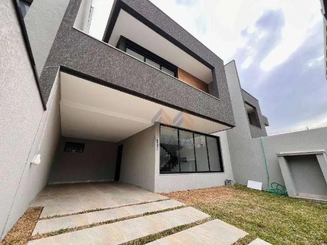 Casa / Sobrado para Venda em São José dos Pinhais/PR Centro 3 Quartos