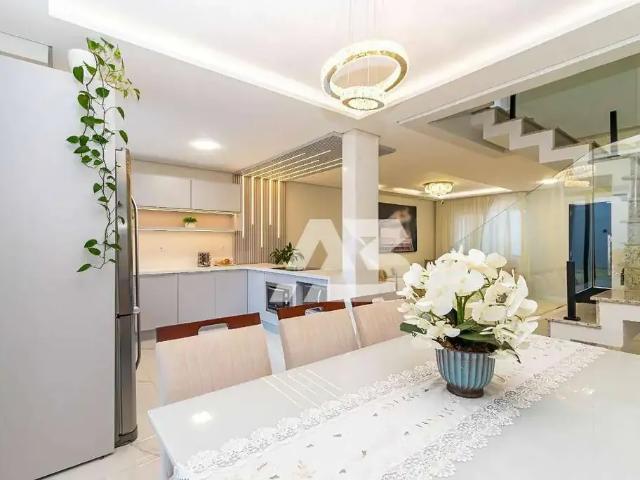 Casa / Sobrado para Venda em São José dos Pinhais/PR Cidade Jardim 3 Quartos