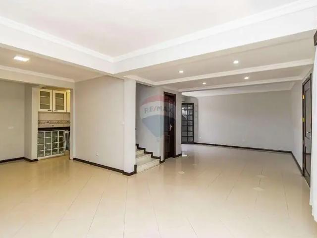 Casa / Sobrado para Venda em São José dos Pinhais/PR Cidade Jardim 3 Quartos
