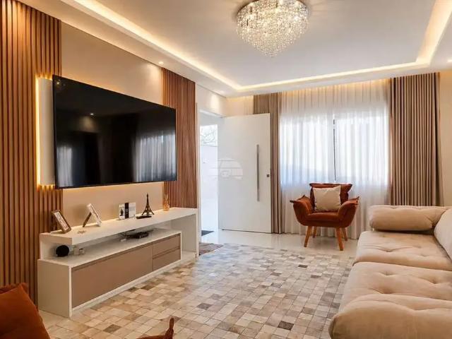 Casa / Sobrado para Venda em São José dos Pinhais/PR Cidade Jardim 5 Quartos