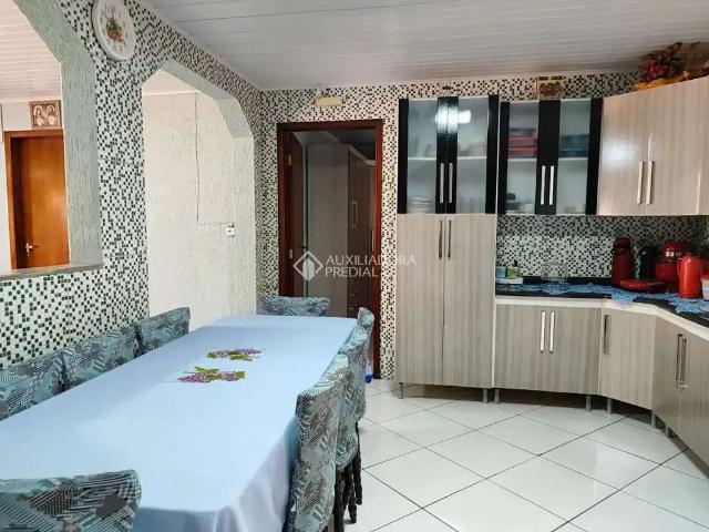 Casa / Sobrado para Venda em São José dos Pinhais/PR Colônia Rio Grande 2 Quartos