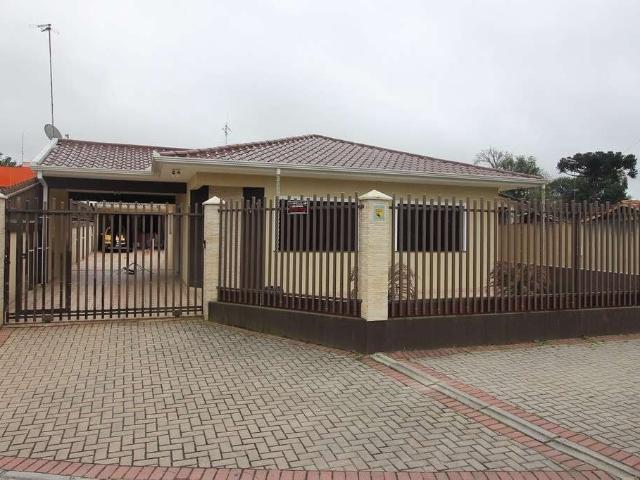 Casa / Sobrado para Venda em São José dos Pinhais/PR Contenda 3 Quartos