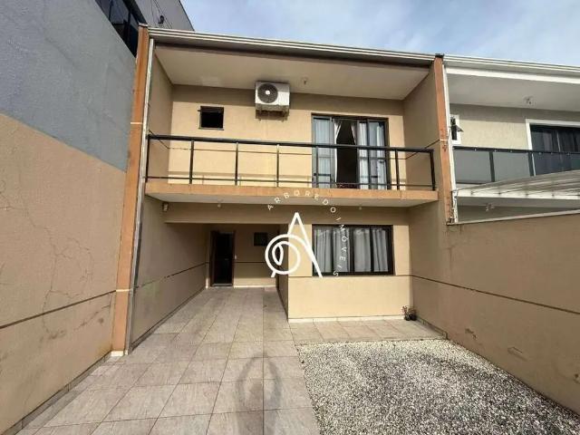 Casa / Sobrado para Venda em São José dos Pinhais/PR Costeira 3 Quartos