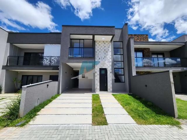 Casa / Sobrado para Venda em São José dos Pinhais/PR Costeira 3 Quartos