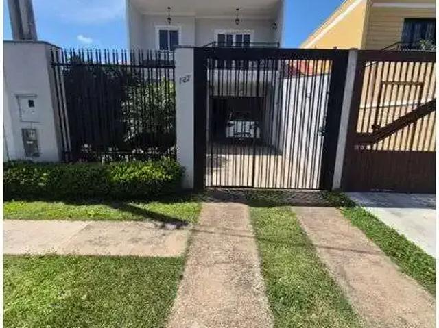 Casa / Sobrado para Venda em São José dos Pinhais/PR Costeira 3 Quartos
