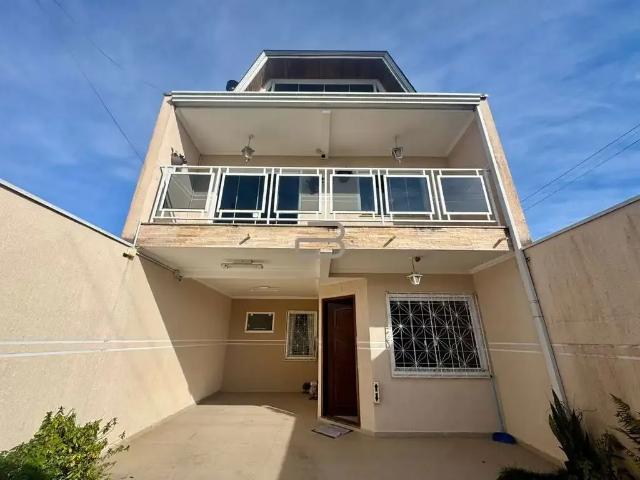 Casa / Sobrado para Venda em São José dos Pinhais/PR Costeira 4 Quartos