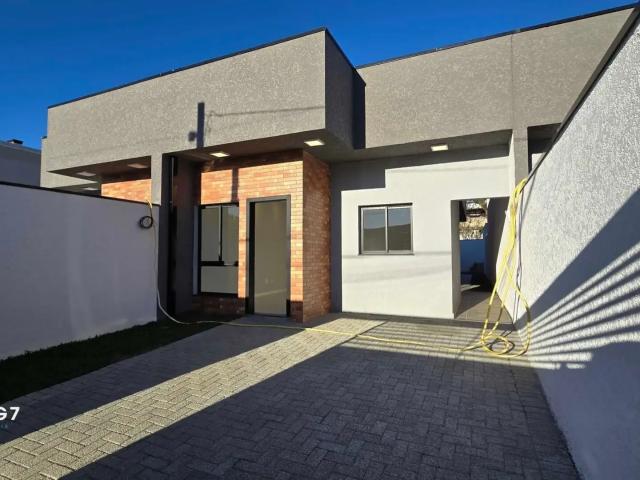 Casa / Sobrado para Venda em São José dos Pinhais/PR Cruzeiro 3 Quartos