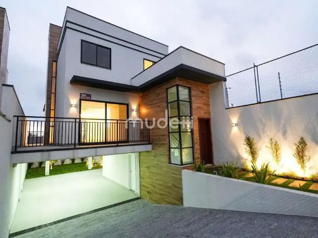 Casa / Sobrado para Venda em São José dos Pinhais/PR Cruzeiro 3 Quartos