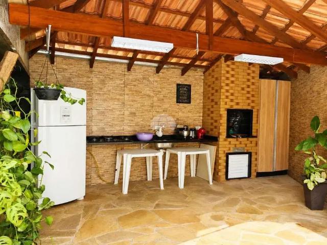 Casa / Sobrado para Venda em São José dos Pinhais/PR Cruzeiro 3 Quartos