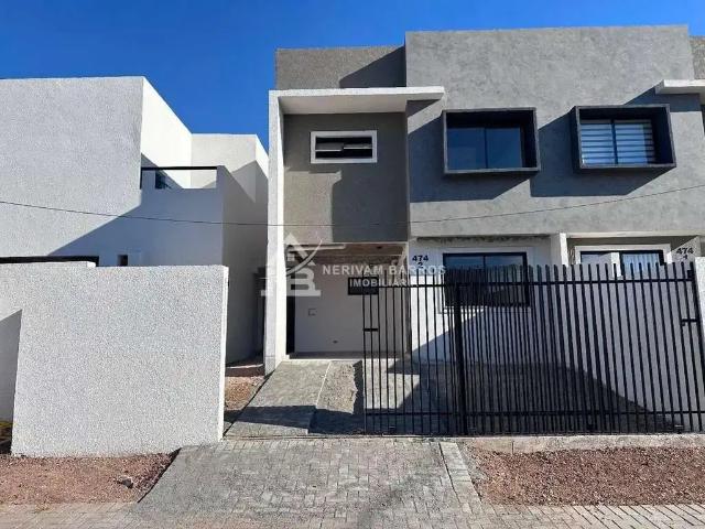 Casa / Sobrado para Venda em São José dos Pinhais/PR Cruzeiro 3 Quartos