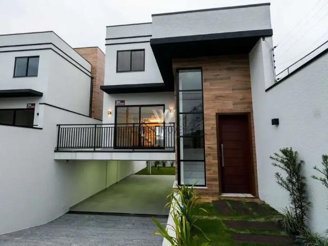 Casa / Sobrado para Venda em São José dos Pinhais/PR Cruzeiro 3 Quartos