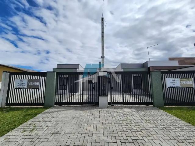 Casa / Sobrado para Venda em São José dos Pinhais/PR Cruzeiro 3 Quartos