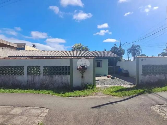 Casa / Sobrado para Venda em São José dos Pinhais/PR Guatupê 3 Quartos