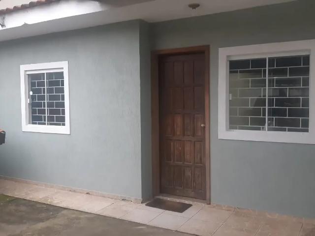 Casa / Sobrado para Venda em São José dos Pinhais/PR Guatupê 2 Quartos