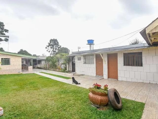 Casa / Sobrado para Venda em São José dos Pinhais/PR Guatupê 4 Quartos