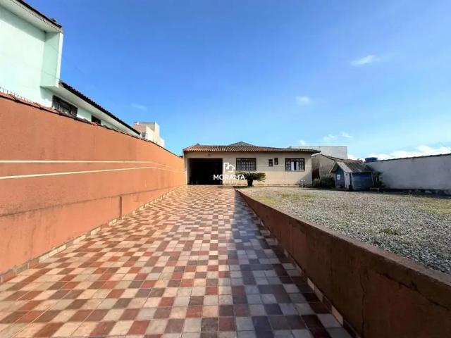 Casa / Sobrado para Venda em São José dos Pinhais/PR Itália 4 Quartos