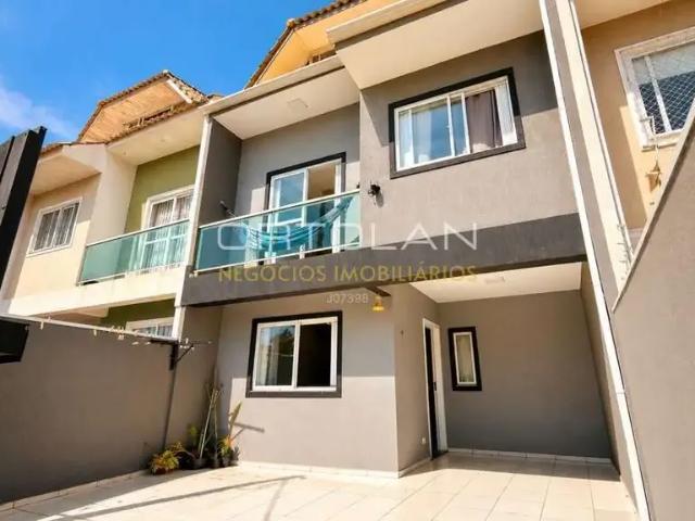Casa / Sobrado para Venda em São José dos Pinhais/PR Itália 3 Quartos
